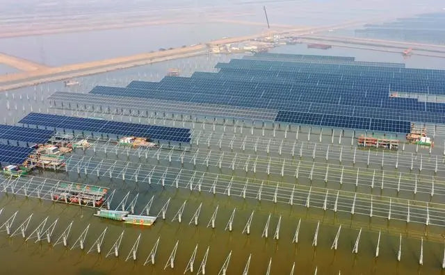Complementary salt and light photovoltaic hydrogen production: China's